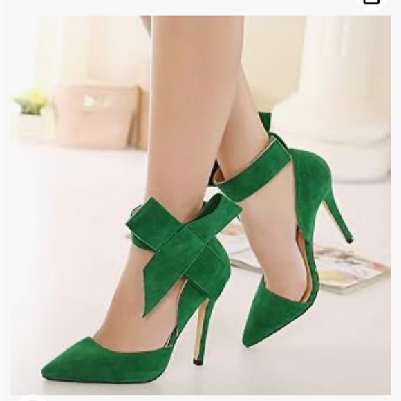MMJULY | Shoes | Green Felt Bow Heels | Poshmark